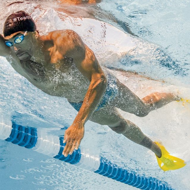 ¿Cómo podemos perfeccionar nuestra patada en natación?
