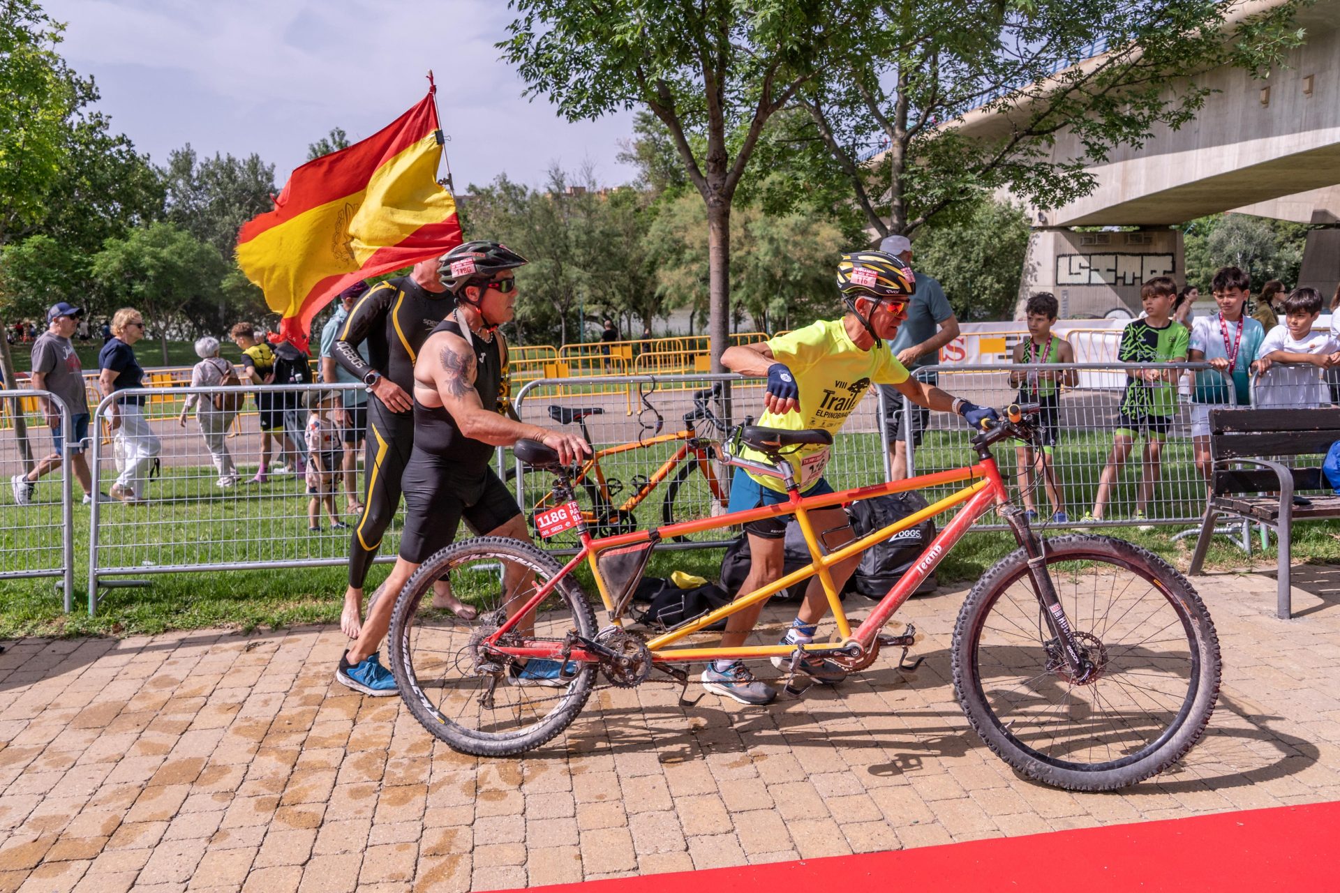 Más de 300 deportistas dieron vida a Trimparables Zaragoza