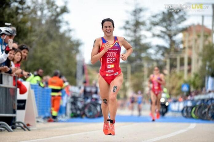 Test de Anna Godoy en el Olímpico TriTour Pont De Suert, Campeonato ...